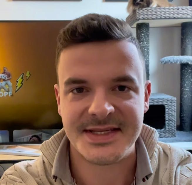 "Thunderstorm in my head": German YouTuber Jan Zimmermann (27) inspired ...