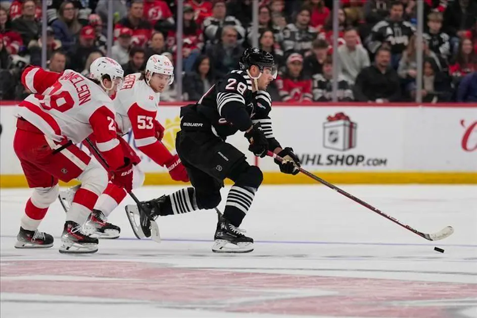 I New Jersey Devils tornano alla vittoria anche grazie a Nico Hischier ...