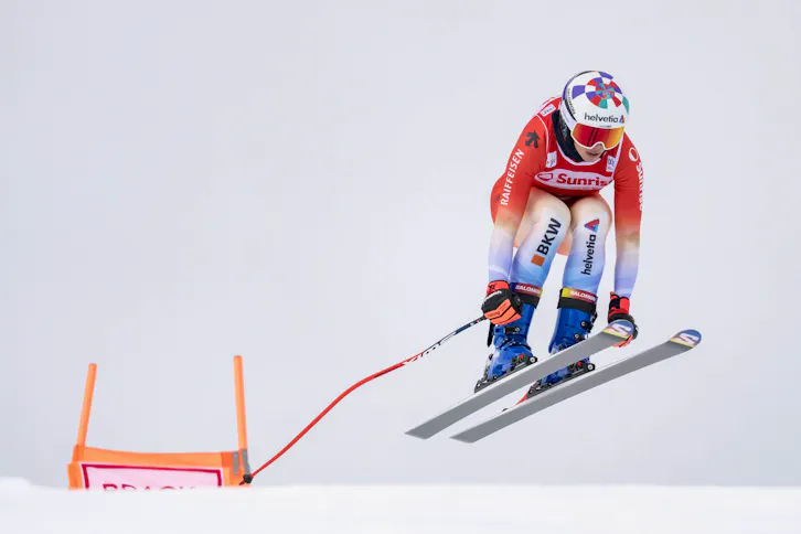 Dopo la caduta in allenamento a St. Moritz, Gisin deve essere operata ...