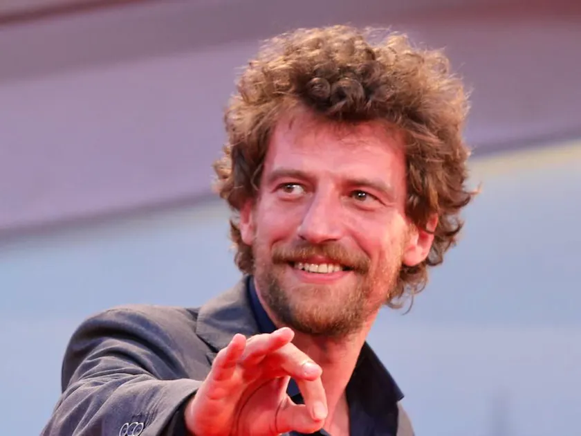 Il regista Daniele Luchetti racconta l'Italia con «Prima di noi» | blue ...