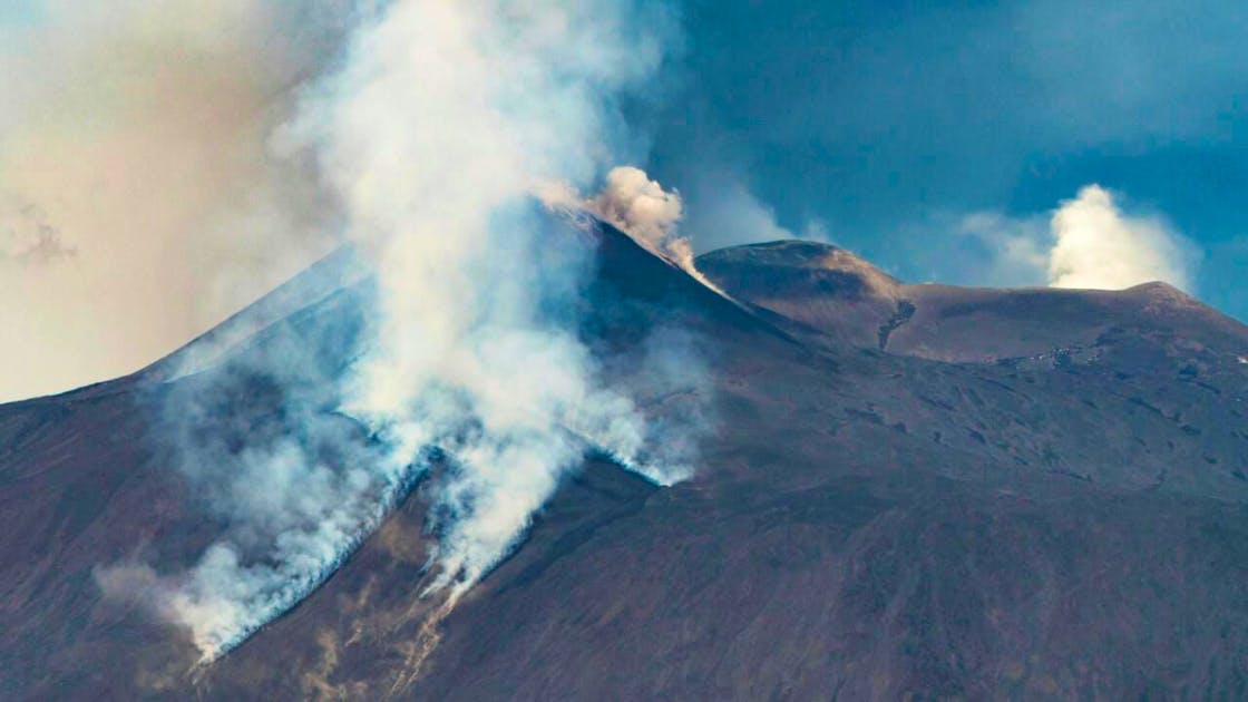 Italy: Lava fountains on Mount Etna - warning level raised | blue News