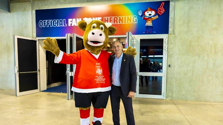 Hofstetter: "It's a Herculean task to fill the halls" | blue News