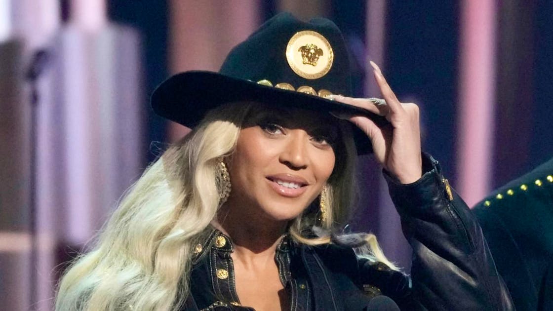 Music: Beyoncé is now a billionaire according to Forbes magazine | blue ...