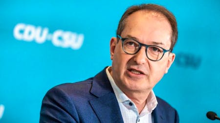 Afghanistan: Sharp drop in asylum figures in Germany | blue News