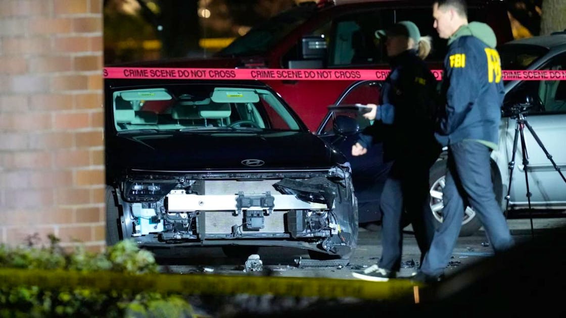 ICE officers shoot vehicle occupants again | blue News