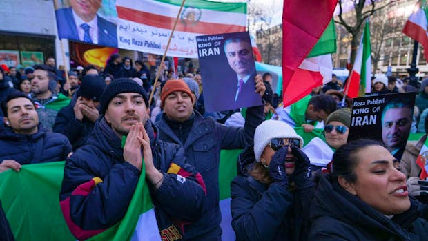 Trump announces punitive tariffs against all of Iran's trading partners ...