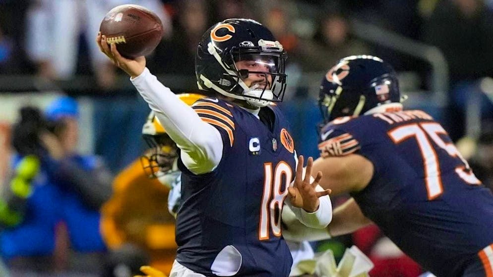 American Football: Chicago Bears win first playoff game in 15 years ...