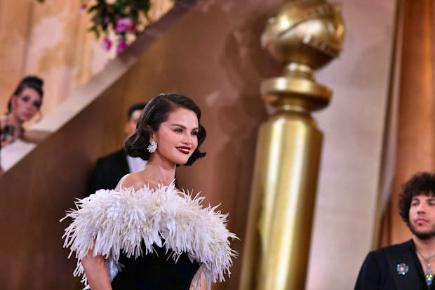 Golden Globes 2026: Jennifer Lopez completely misses the mark with her ...