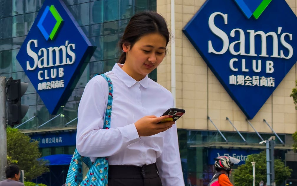 Macabre name, serious background: The "Are you dead?" app doesn't just ...