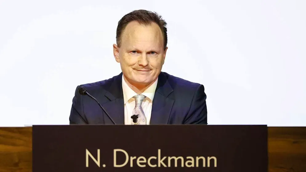 Private Bank: Julius Baer COO and former interim CEO Nic Dreckmann ...