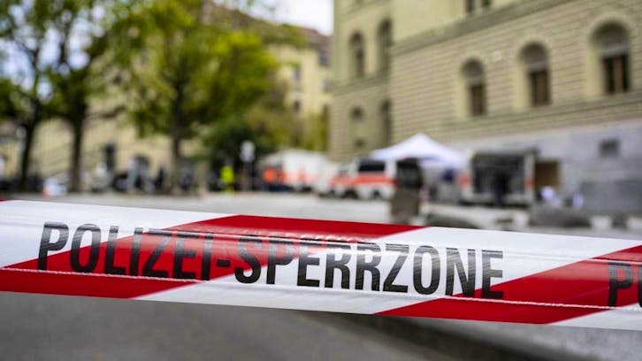 Unauthorized anti-WEF demonstration in Bern - fears of new riots | blue ...