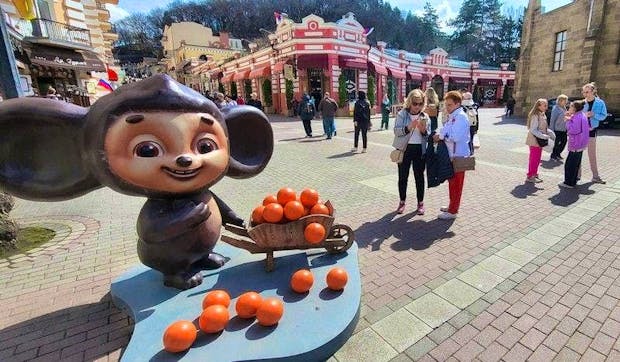 A fuss about the new film "Cheburashka" in Moscow | blue News