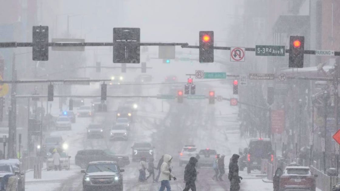 USA: US winter storm: over half a million households without power ...