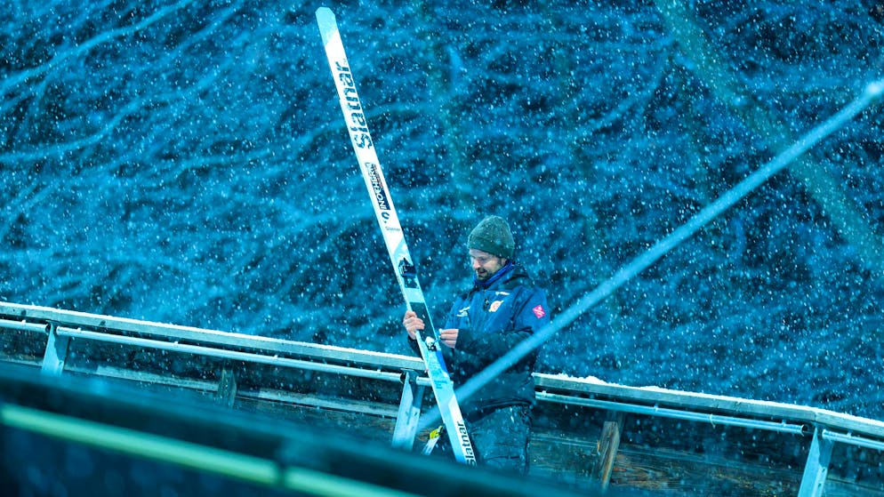 Who is to blame for Domen Prevc's dangerous "ghost ski"? | blue News