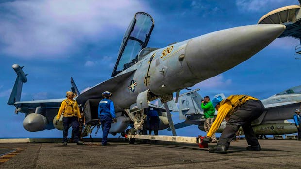 EU foreign ministers plan new sanctions +++ Tehran responds to threat ...