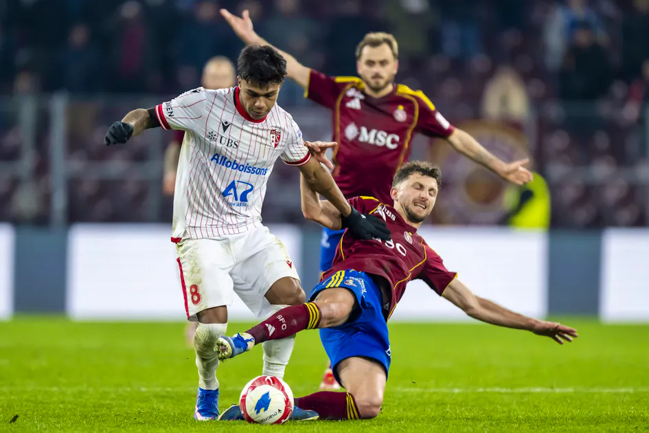 Turbulent Rhone derby: Boteli scores in the 94th minute to draw Sion ...