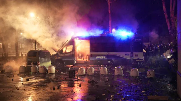Italy: Riots in Turin: Injuries and arrests | blue News