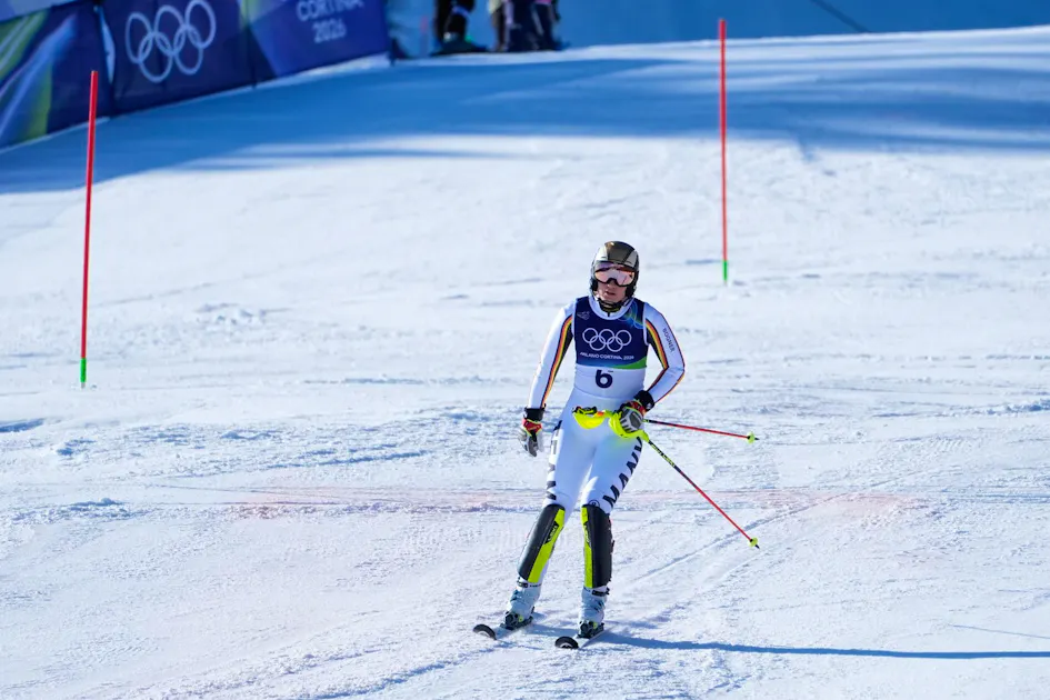 Lena Dürr ist im Slalom auf Medaillen-Kurs – und fädelt dann beim ...