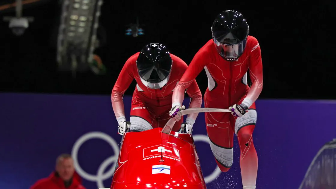 Bobsleigh: Hasler/Pasternack lagging behind the medal ranks | blue News