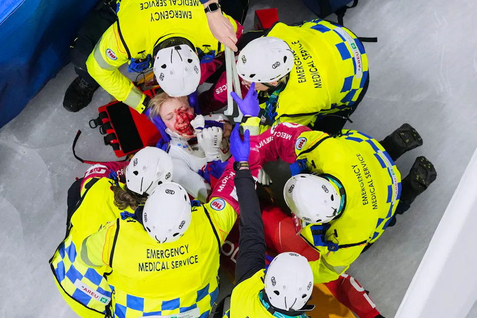 Polish short-tracker undergoes surgery after horror accident | blue News