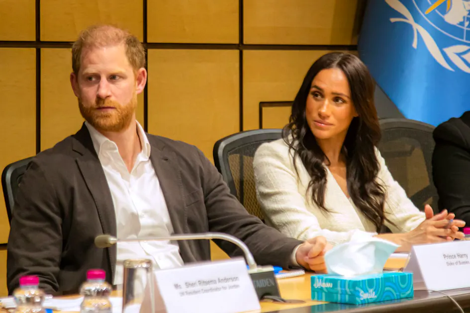 Ecco cosa è successo: William e Kate spariscono, bufera su Harry e ...