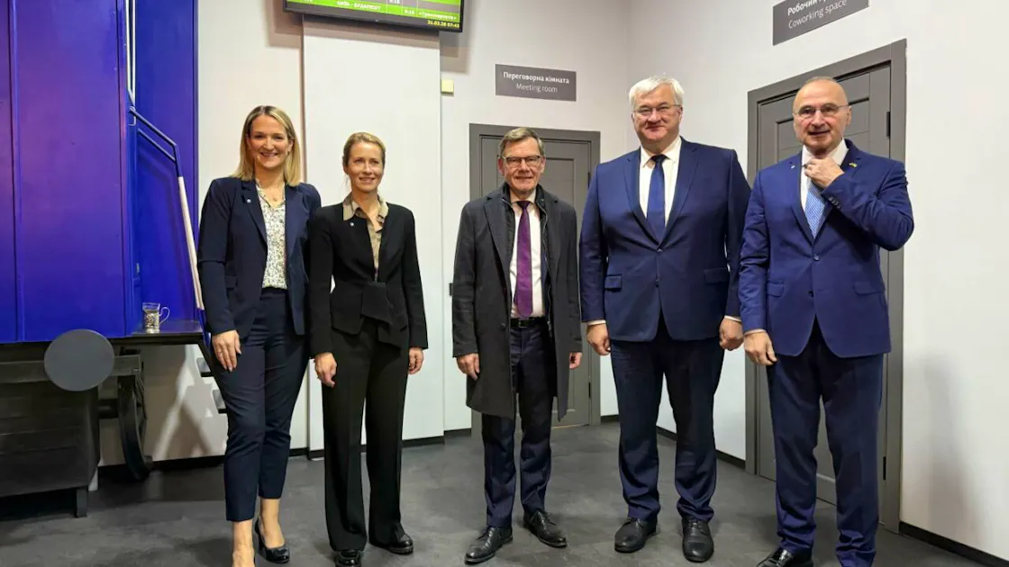 Ukraine: Vier Jahre nach Butscha-Massaker: EU-Aussenminister in Kiew ...
