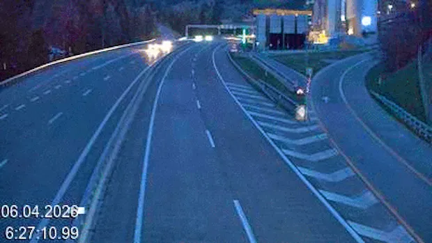 Gotthard traffic jam currently Easter 2026: Waiting times and ...