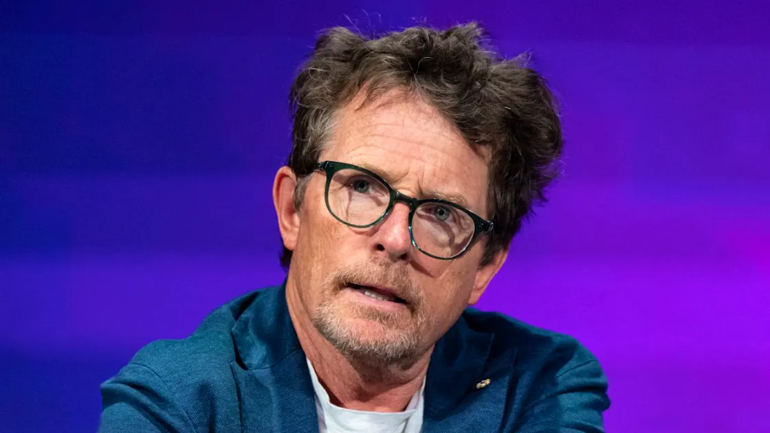 Grande gaffe della Cnn: dà per morto l'attore Michael J. Fox e poi si ...