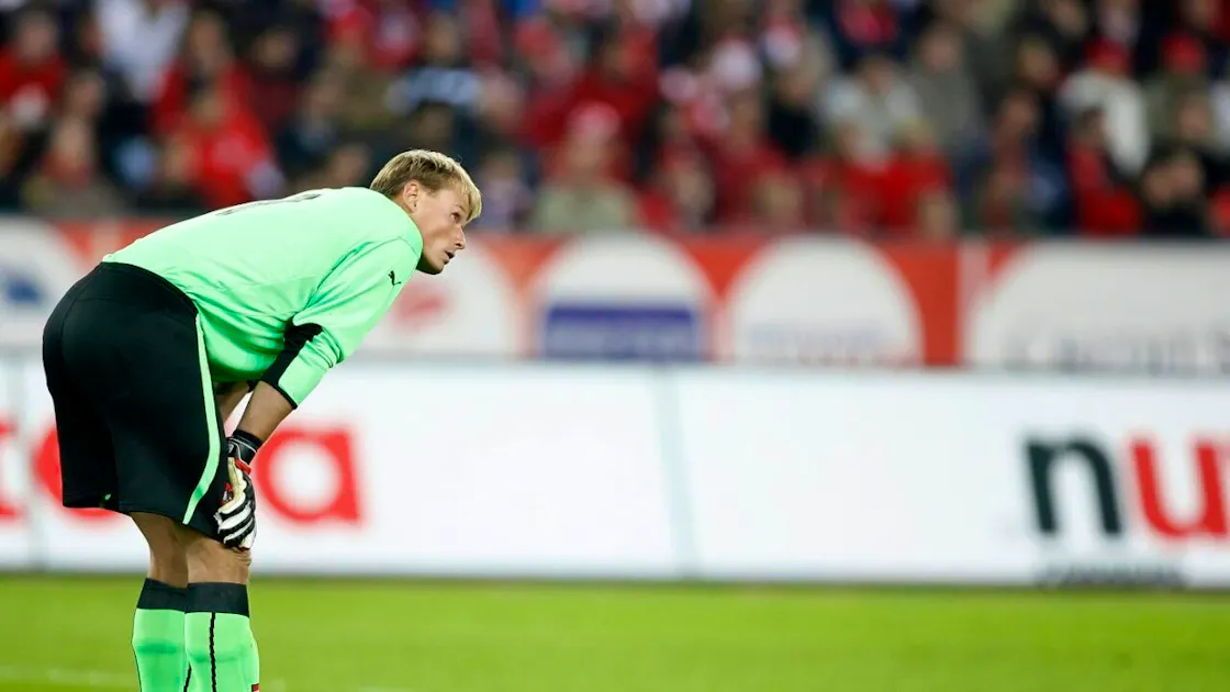 Soccer: Austria's former goalkeeper Alexander Manninger dies in traffic ...