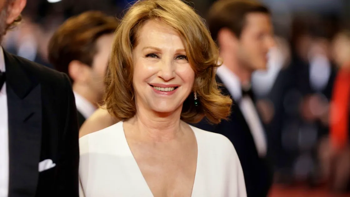 «Inoubliable»: Le monde du cinéma rend un ultime hommage à Nathalie ...