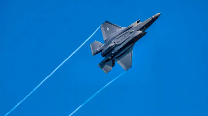 Defense: Popular initiative aims to stop the purchase of fighter jets ...