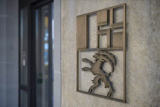 News: Piazza economica, Coira critica Berna | blue News