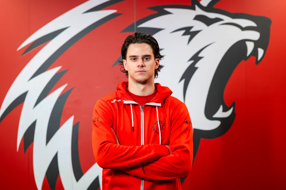 Mondial de Hockey: Théo Rochette propulsé sur la première ligne suisse ...