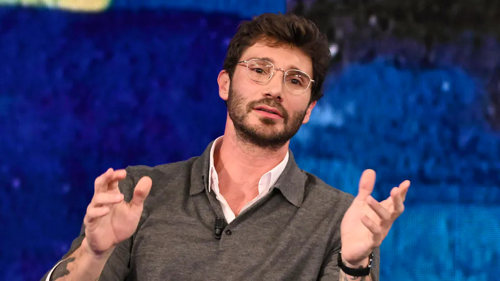 «Non voglio altre donne»: Stefano De Martino e Gilda Ambrosio, spunta ...