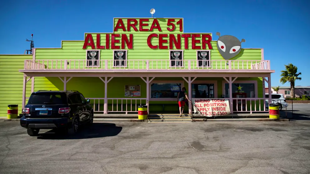 Il Pentagono pubblica una seconda tranche di 64 file legati agli UFO ...