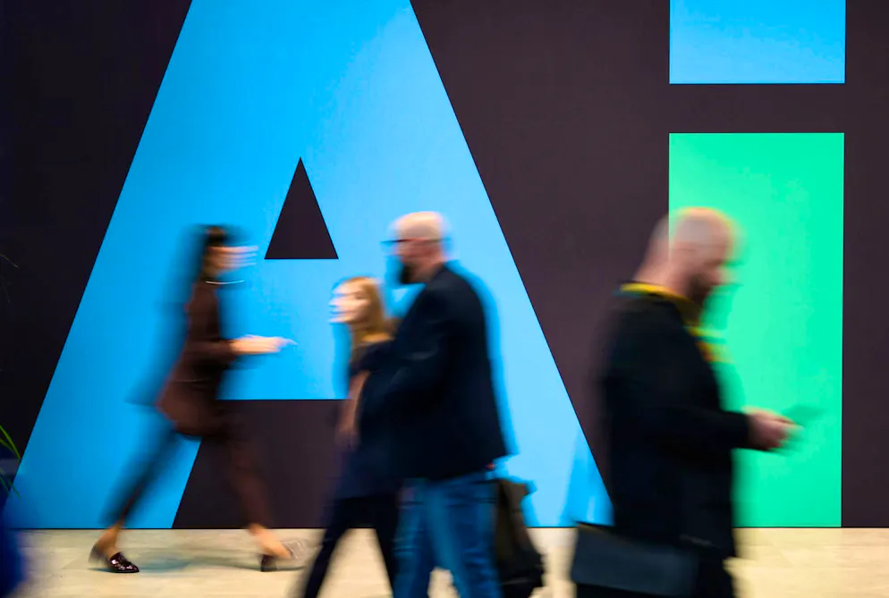 What's behind it all?: Study criticizes the AI industry's ...