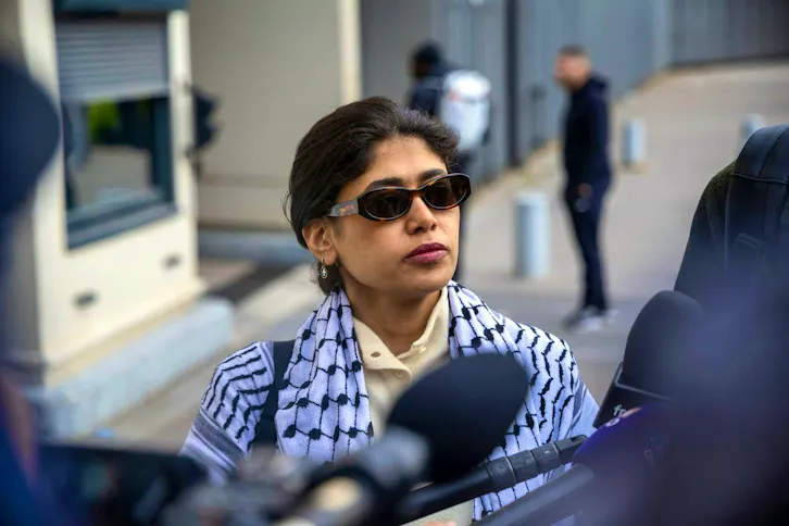 Pro-Palestinian Rima Hassan visits the Federal Palace | blue News