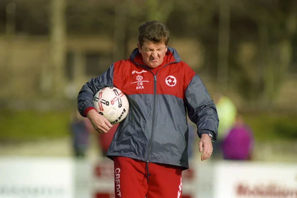 Roy Hodgson hated journalists: "Newspapers are only good for packing ...