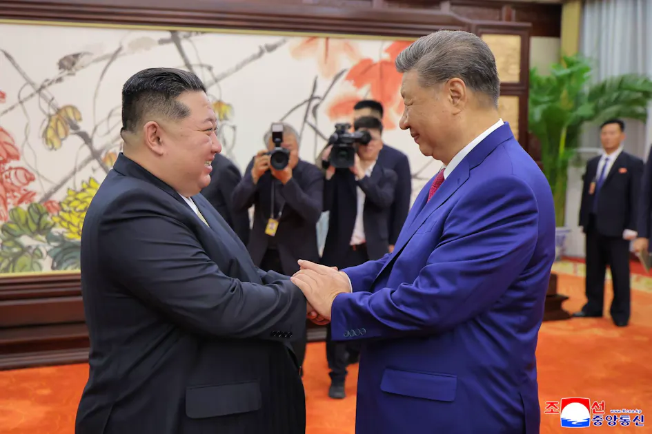 Nachdem Putin mit Kim anbandelt: Chinas Staatschef reist erstmals seit ...