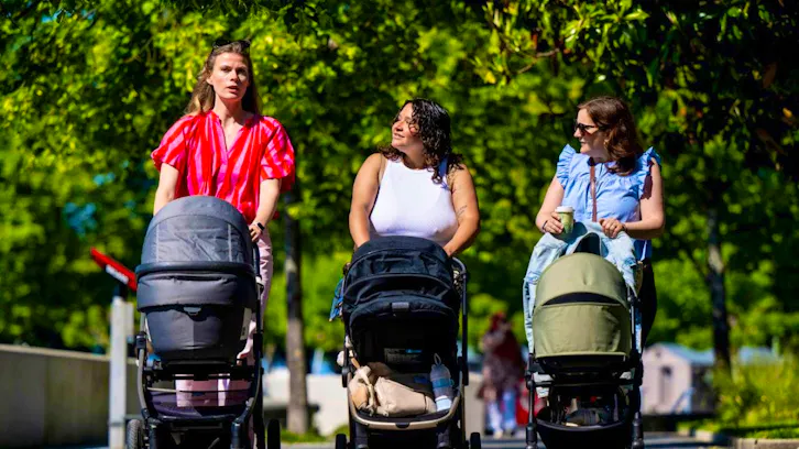 Society: Mothers walk against loneliness with baby carriages on the ...