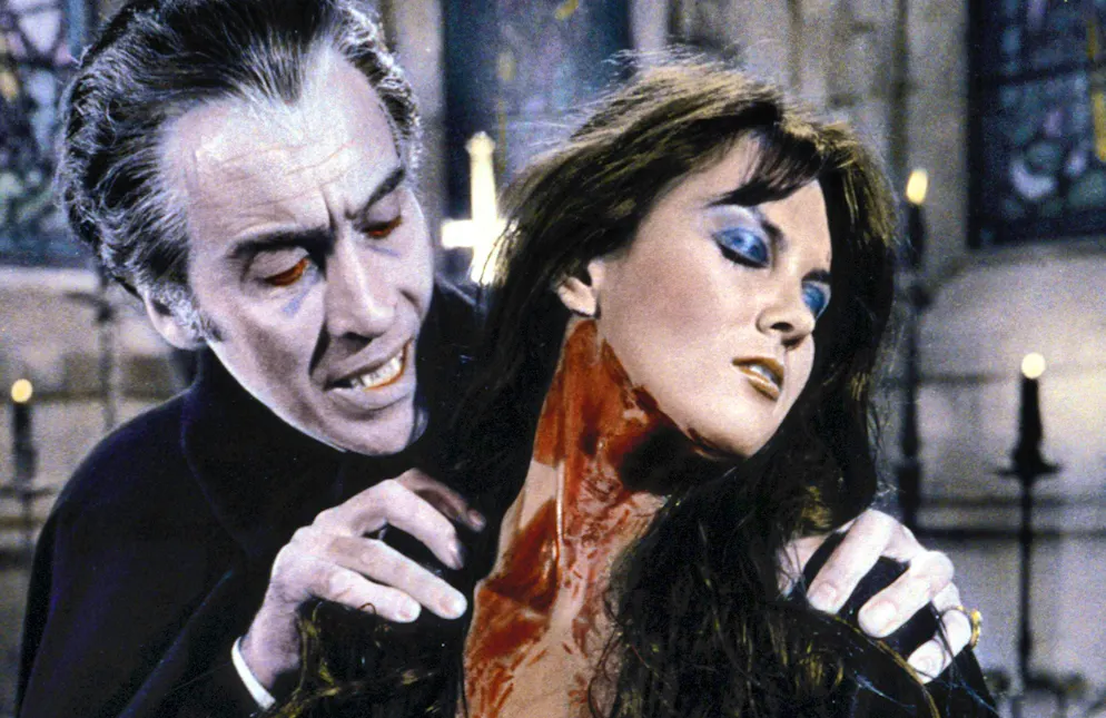 Cinema audience fainted: Lost scenes from the horror classic "Dracula ...