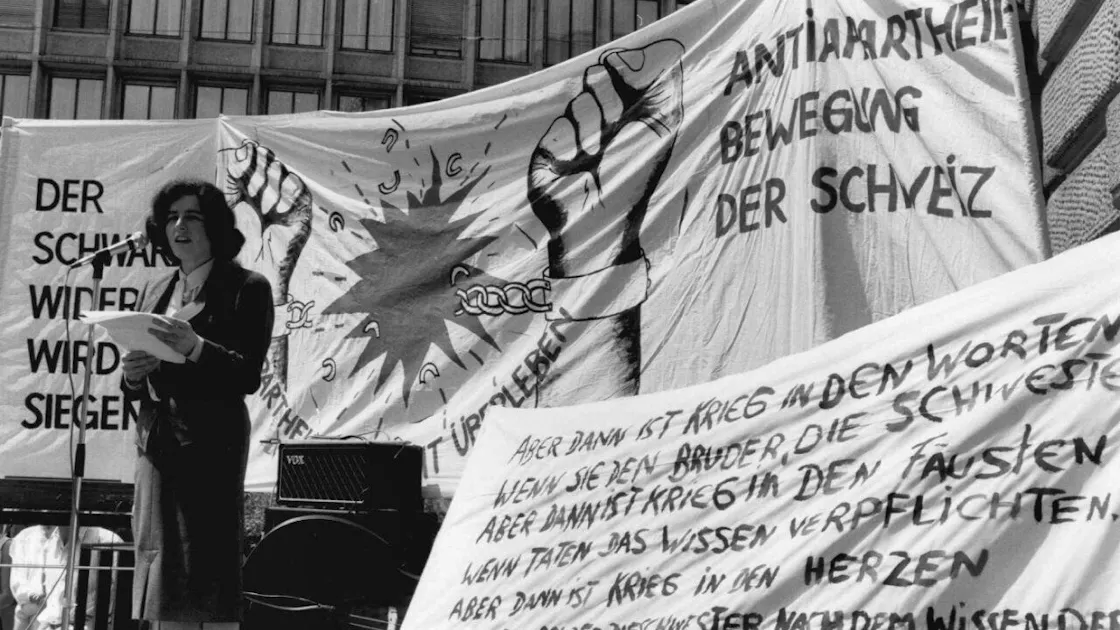 Historical photo: A Zurich City Councilwoman Against Banks and the ...