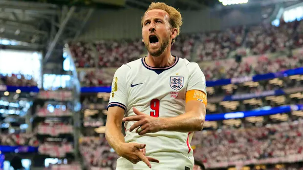 Kane Sets a Record: England celebrates a spectacular 4-2 victory over ...